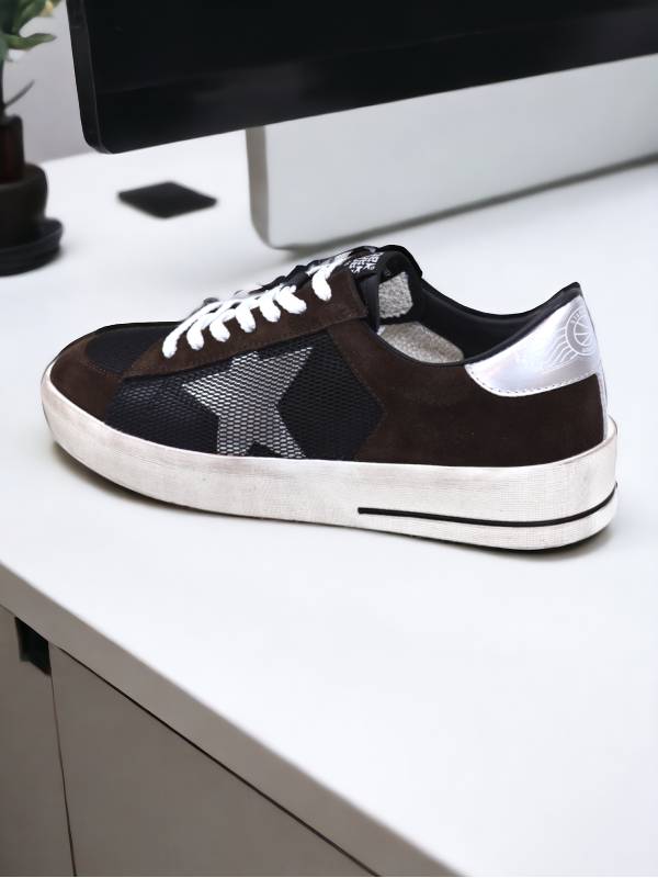 Golden Goose – Rovers.ge