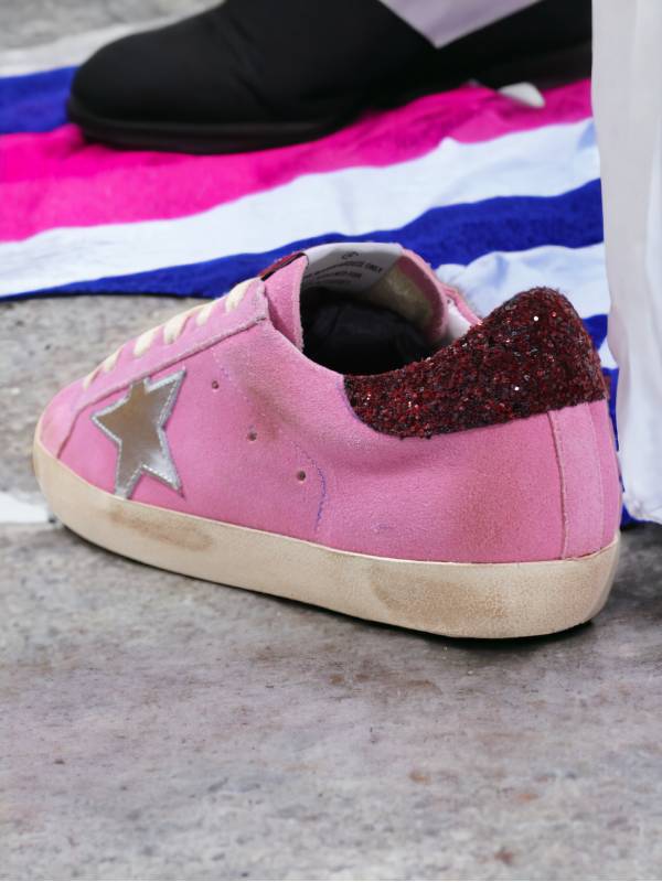 Golden Goose – Rovers.ge